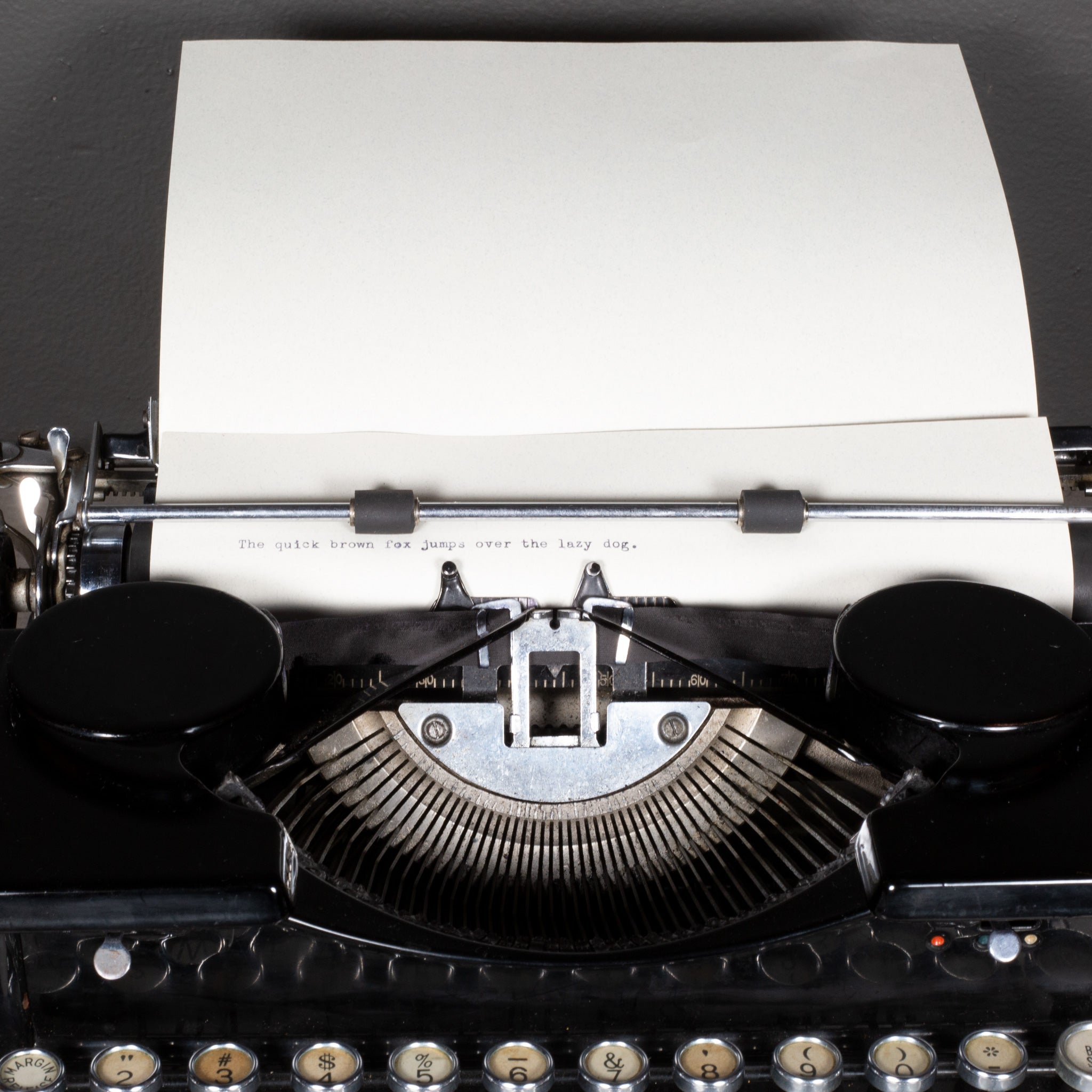 Antique Royal "P" De Luxe Typewriter c. 1935 | S16 Home