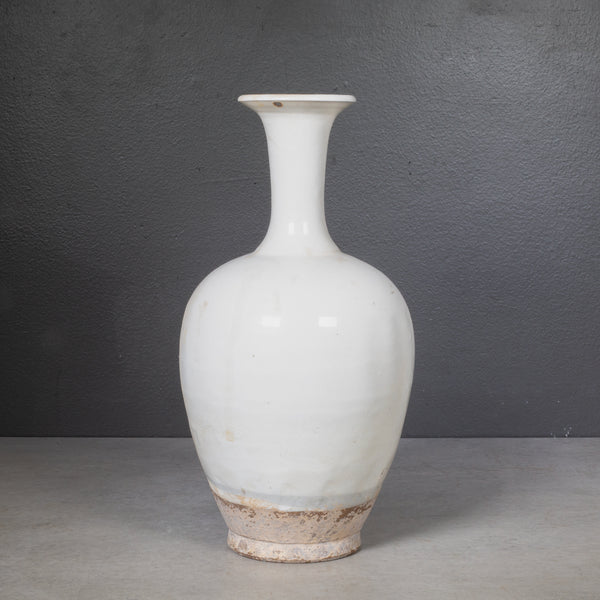 White Ceramic Long Neck Milk Pottery | S16 Home