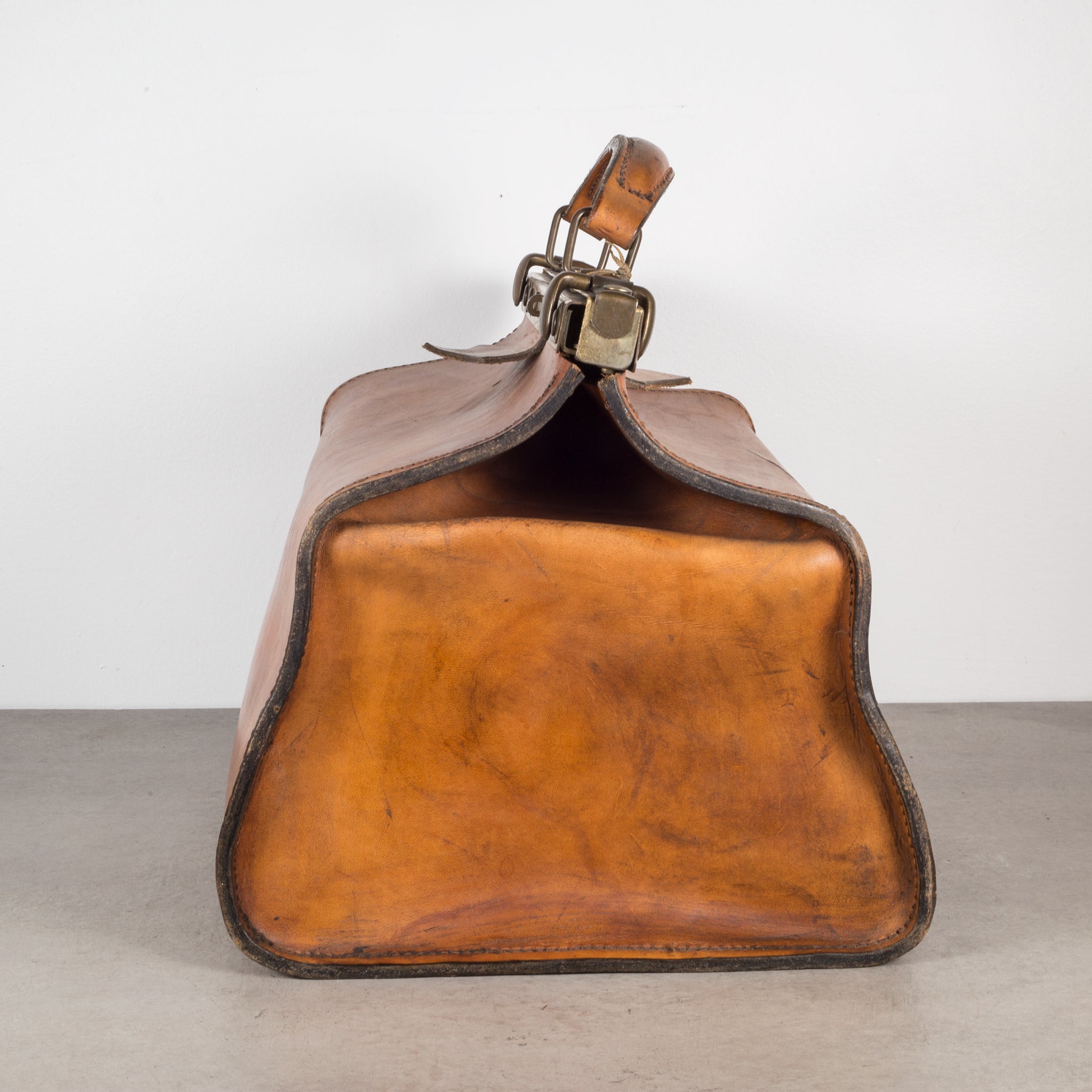 Leather Doctor's Examination House Call Bag c.1930-1940 | S16 Home