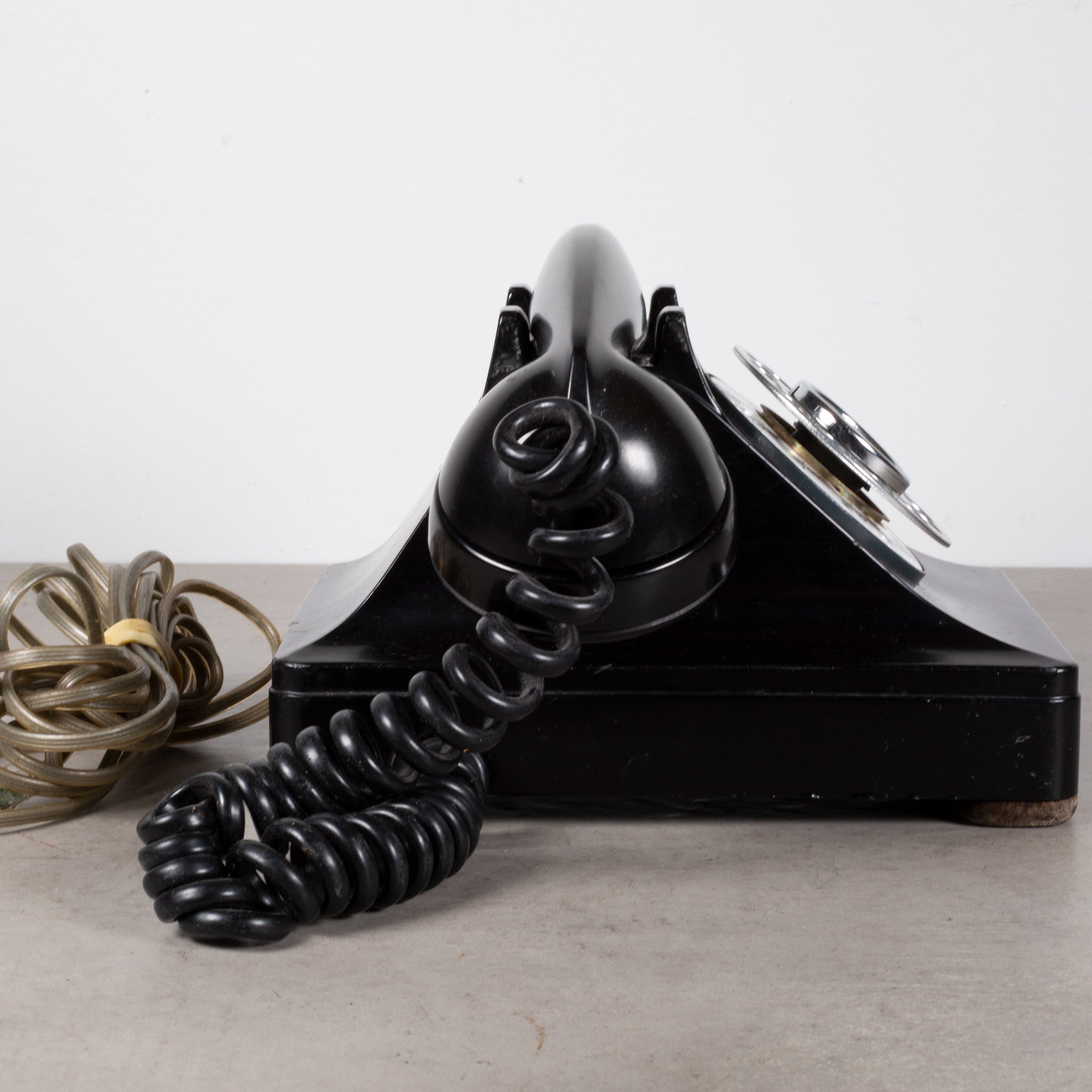 Antique Western Electric Model 302 Rotary Dial Telephone c.1930 | S16 Home