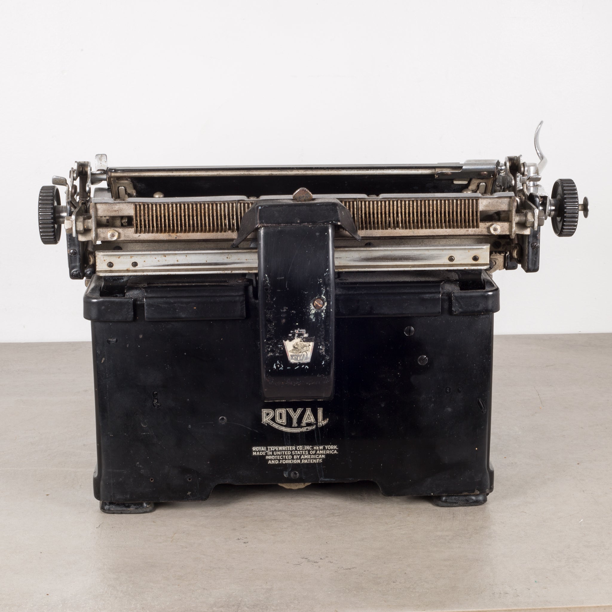 Antique Royal Typewriter c. 1930s | S16 Home