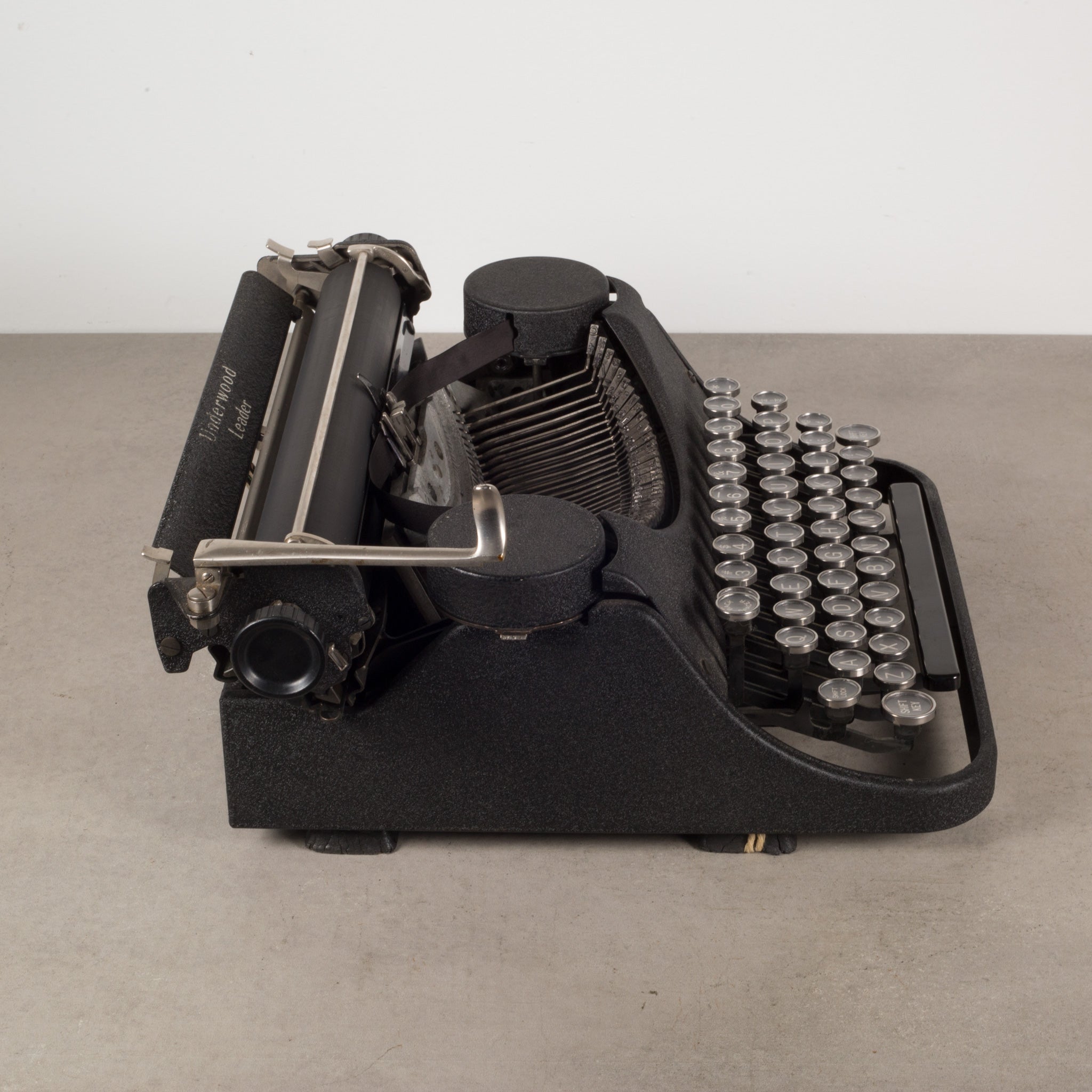 Antique Refurbished Portable Underwood Leader Typewriter c.1938 | S16 Home