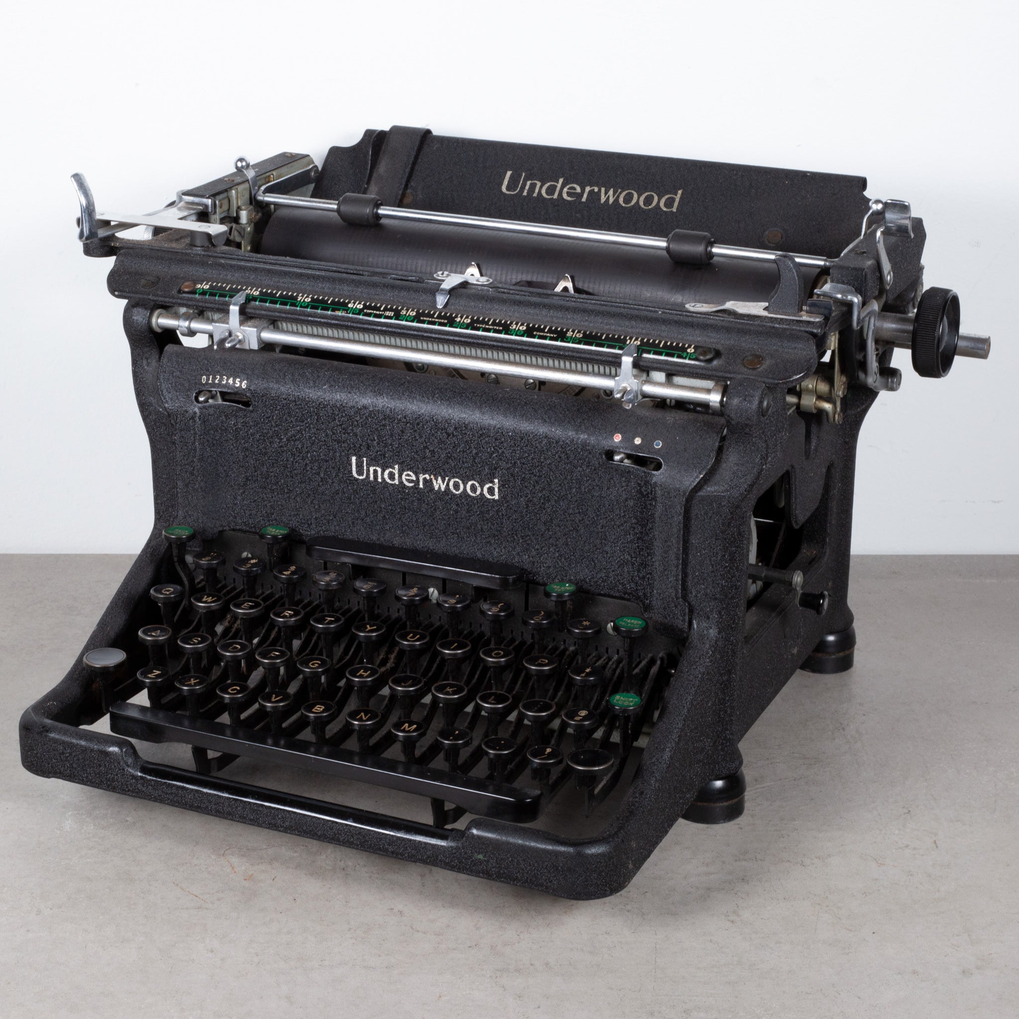 Antique Underwood Typewriter c.1945 | S16 Home