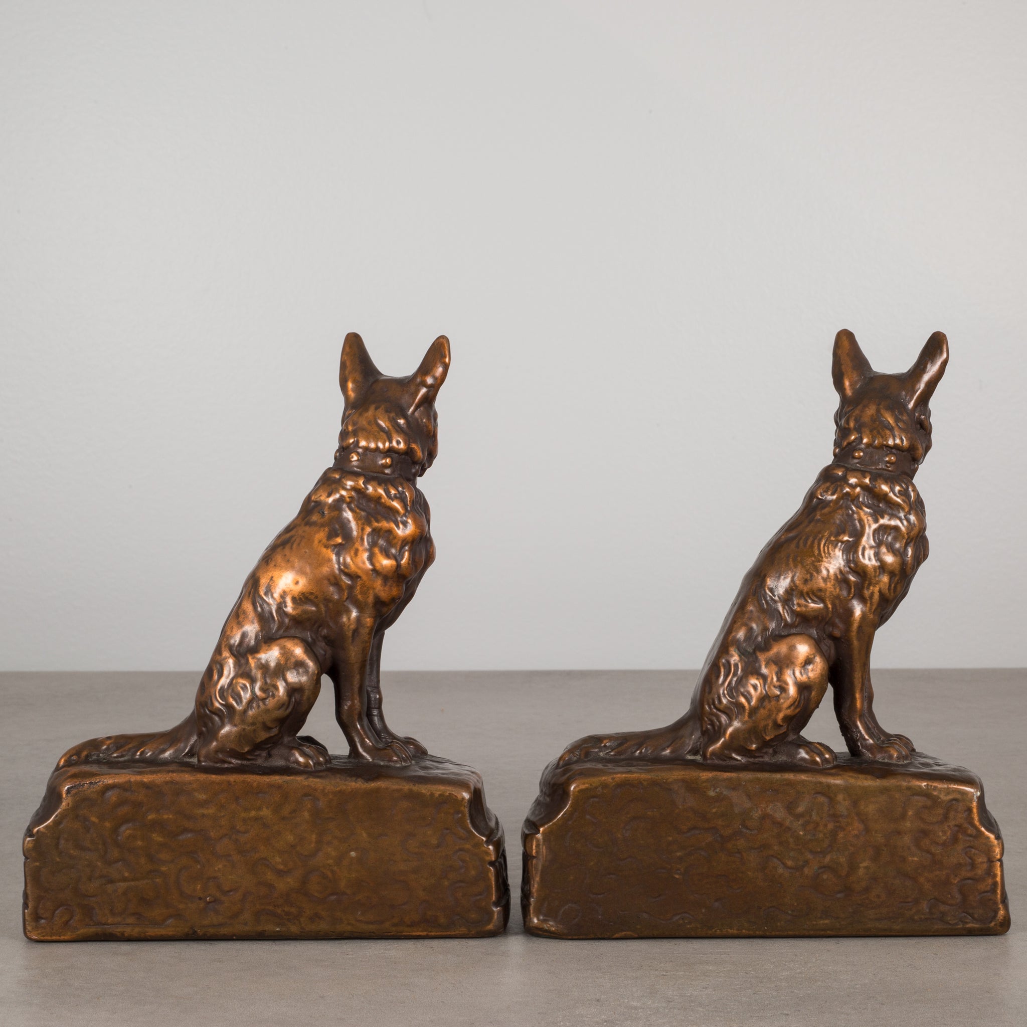 Bronze Cast German Shepherd Bookends by Armor Bronze c.1930 – S16 Home