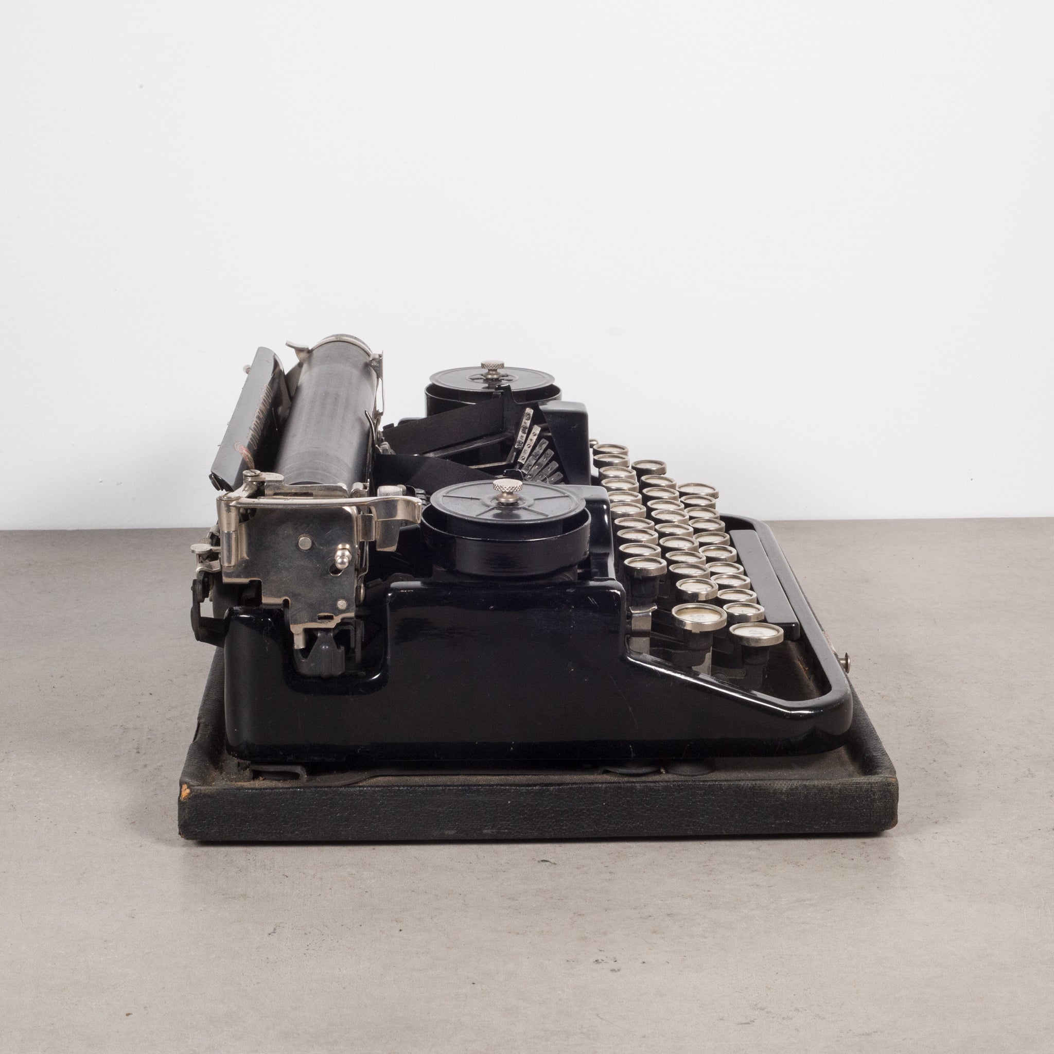 Antique Underwood Standard Portable Typewriter c.1919 | S16 Home