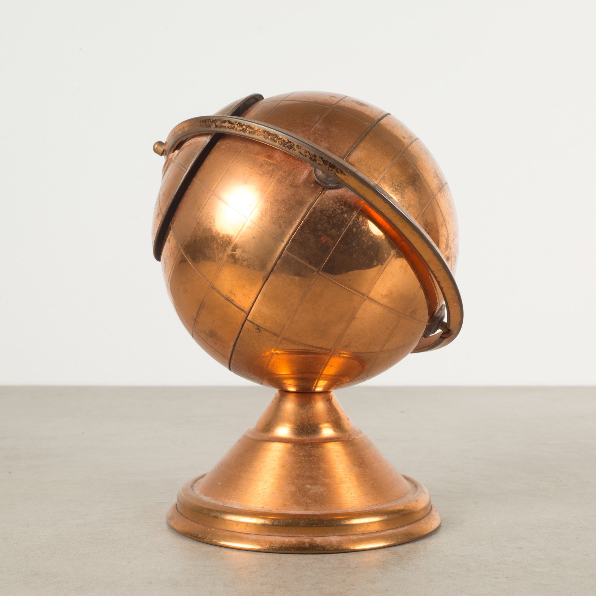 Mid-Century Copper Globe Cigarette Holder c.1960 – S16 Home