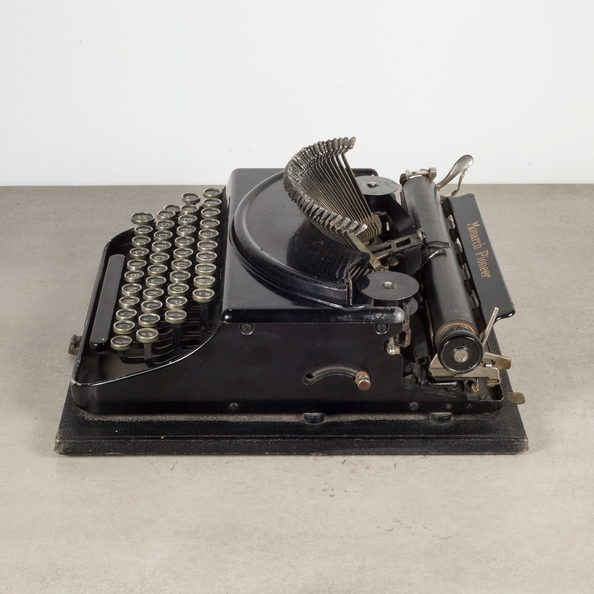 Fully Refurbished Monarch Pioneer Typewriter with Folding Keys c.1932 ...