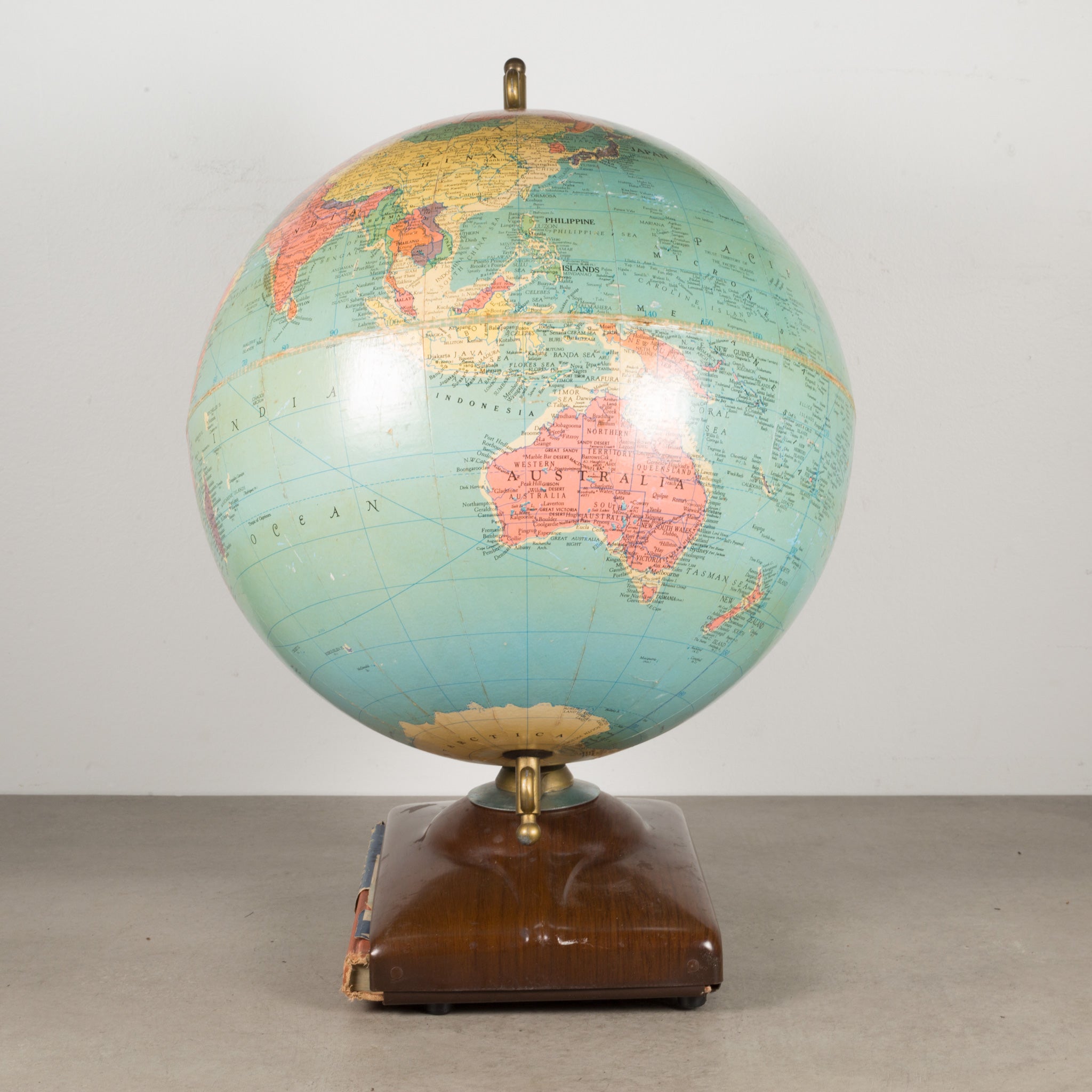 Replogle Standard Globe with Atlas c.1961-1964 | S16 Home