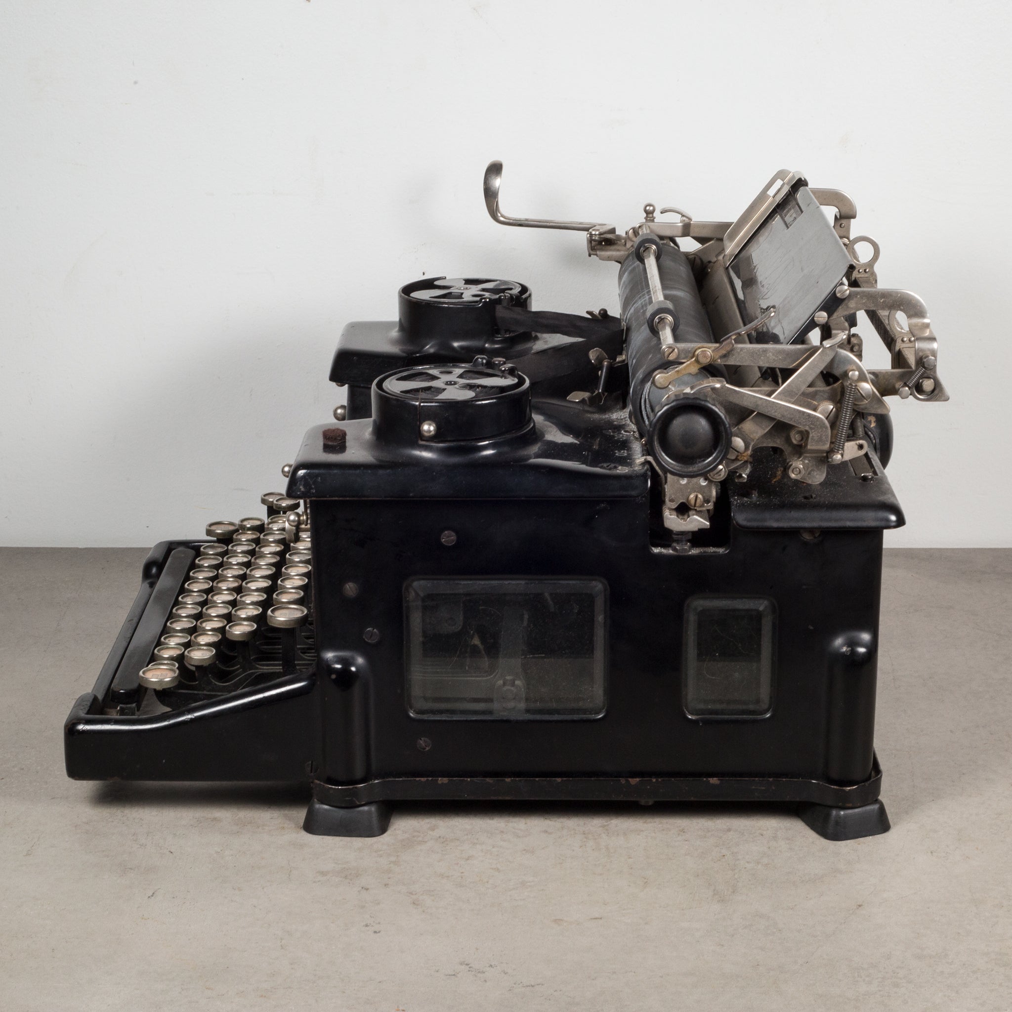 Antique Royal Standard Typewriter c. 1921 | S16 Home