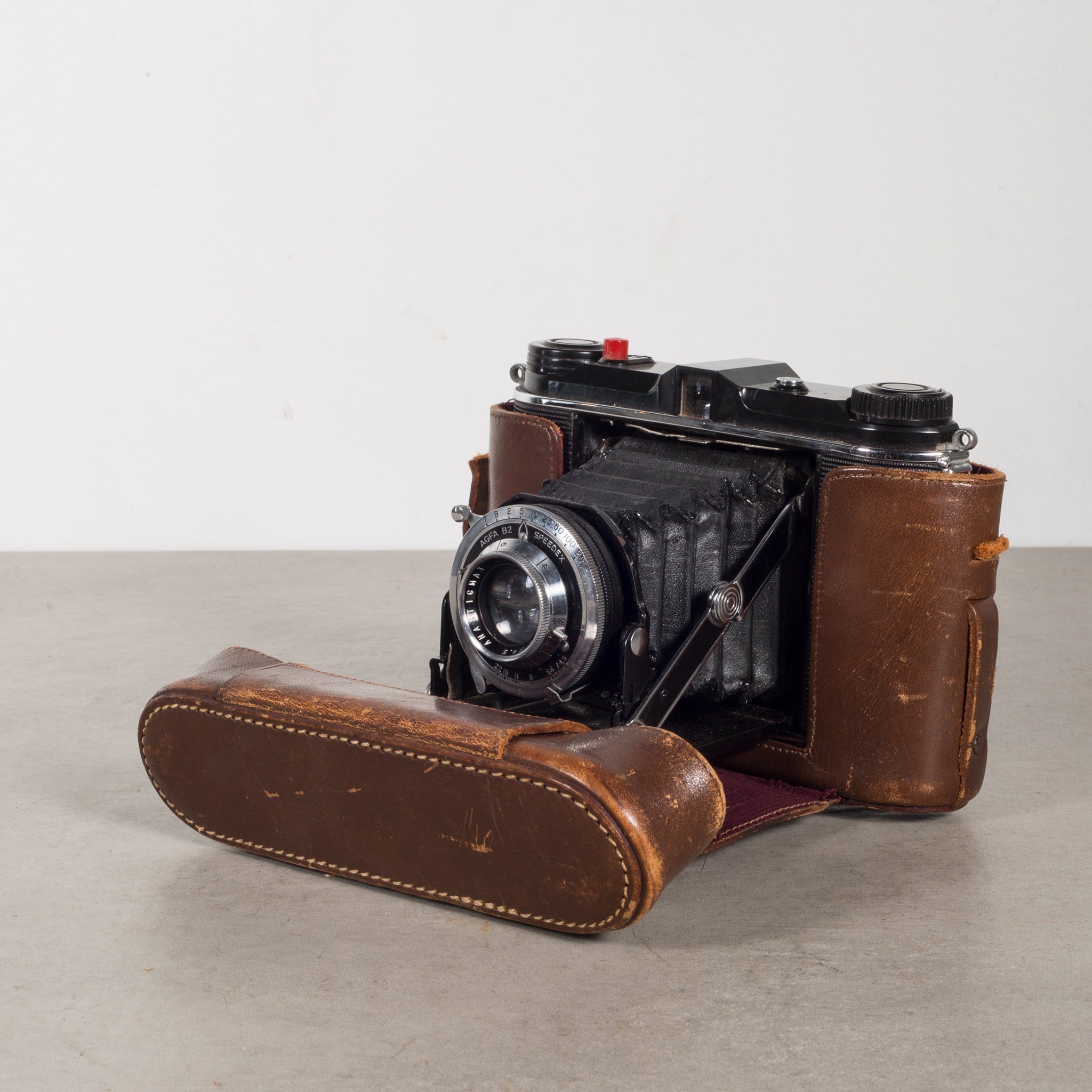 Speedex Folding Camera with Leather Case c. 1940 | S16 Home